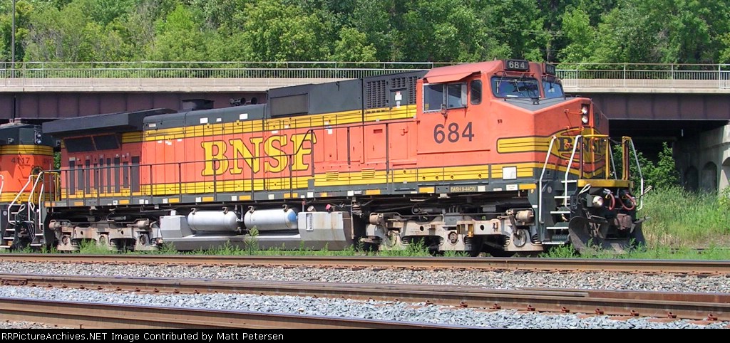 BNSF 684